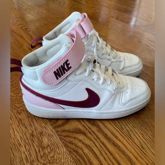 Nike | Shoes | Nike Girls 45 Maroon And White Sneakers Mid High Top ...